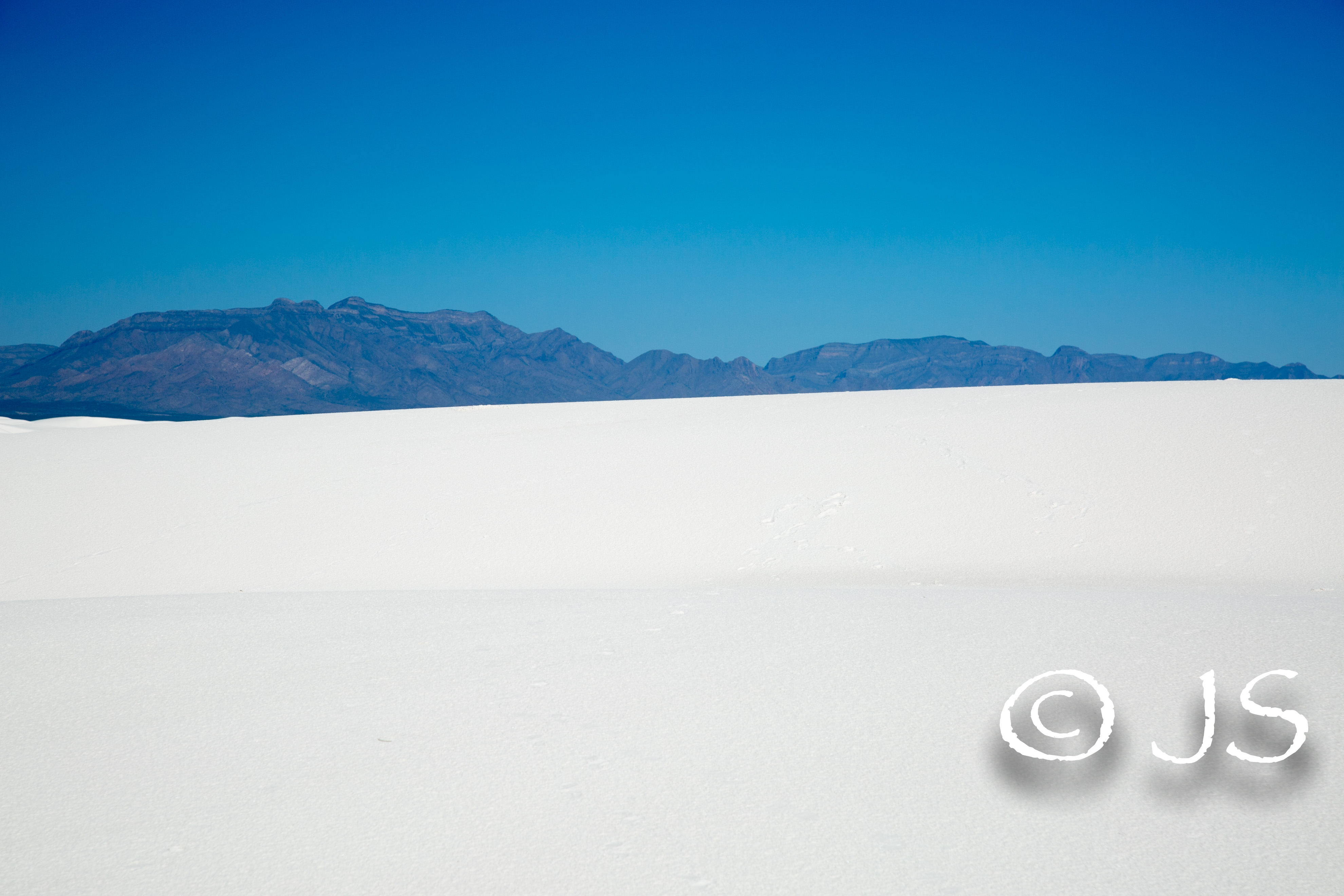 White Sands – Roaming Free In An RV